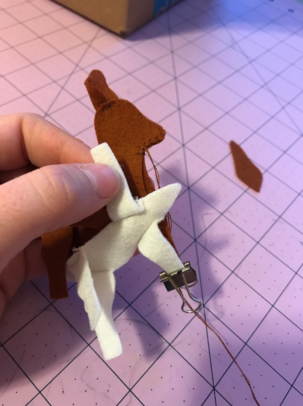 Felt Miniature Animals Tutorial – Part One – The Wild Knoll